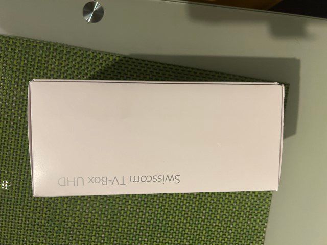 Neue Swisscom Blue TV Box UHD (Neu und originalverpackt) in Brunnen für ...