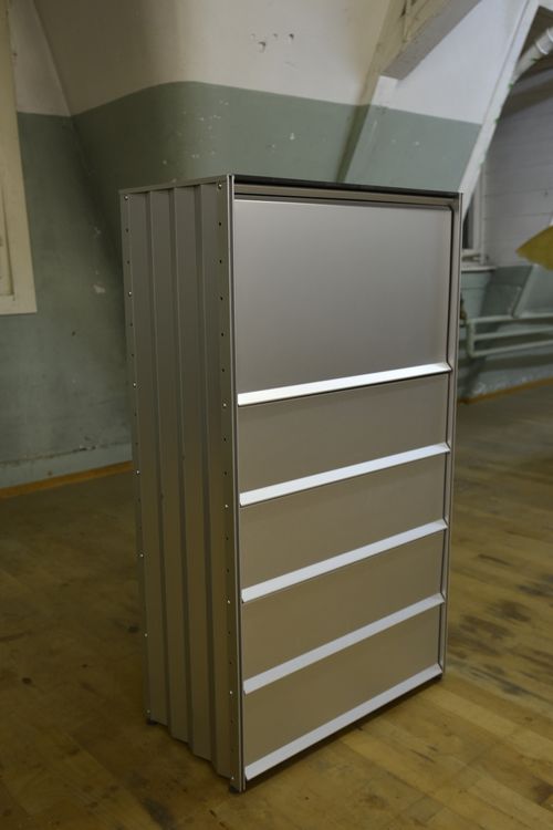 Designer Regal Radar Adeco aus Aluminium (Gebraucht) in Lichtensteig ...