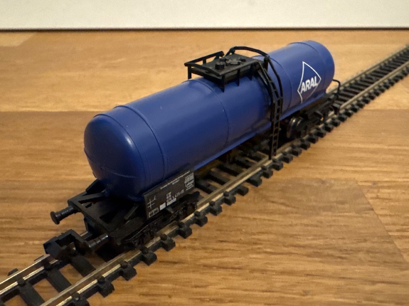 Roco 24028 Kesselwagen „Aral“ (Neu (gemäss Beschreibung)) in ...