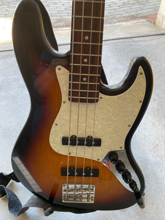 E-Bass Aria STB Series , 4-Saiten neuwertig | Kaufen auf Ricardo