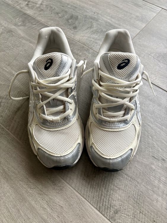 Asics Gel-NYC Sneaker, Weiss/Silber, Gr. 42 – Top Zustand! (Gebraucht ...