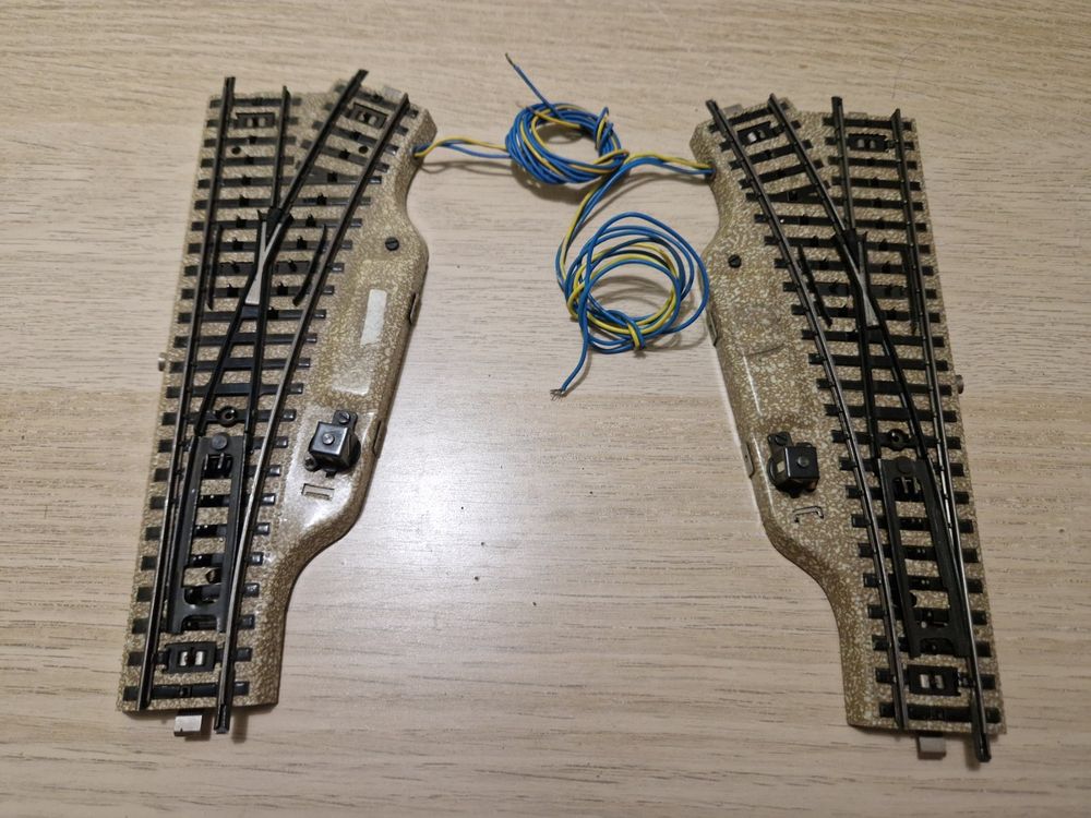 Märklin weichenpaar 5203 + 5204 M H0 (7) (Gebraucht) in St-Aubin-Sauges für CHF 12 – mit ...