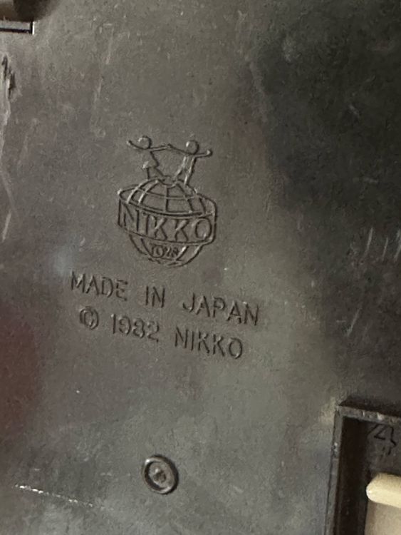 TOYOTA HILUX NIKKO 1982 vintage RC car. (Gebraucht) in Pampigny für CHF 15 – mit Lieferung auf ...