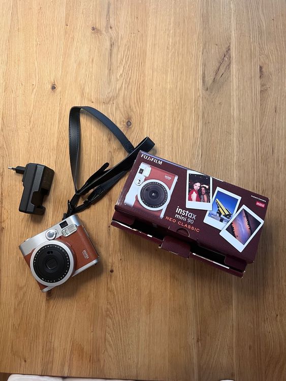 Instant camera Instax Mini 90 Neo Classic | Kaufen auf Ricardo