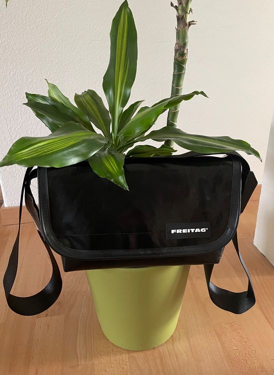Freitag Hawaii Five-0 F41 Bag XS / ALL BLACK RAR / NEU NEU!! (Neu und ...