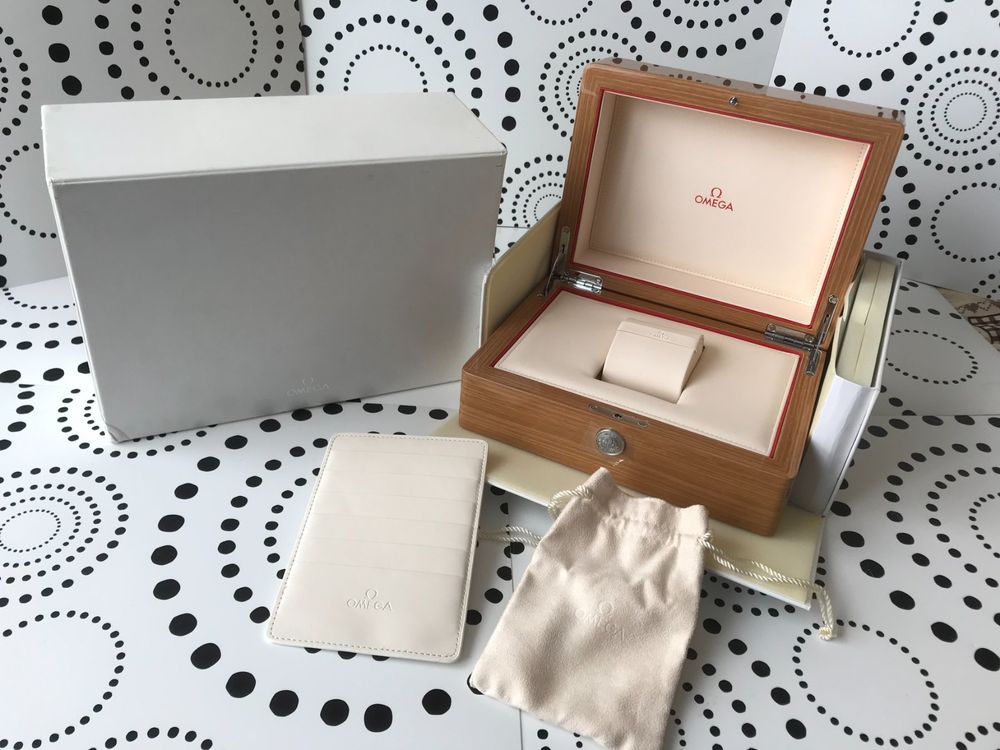 OMEGA - WATCH CASE BOX ECRIN SCHACHTEL INCLUSIV ZÜBENHOR !!! | Acheter ...