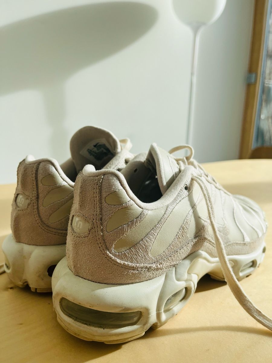 Nike TN Air Max Plus Premium Creme Beige (Damen) 40 (D'occasion) à ...