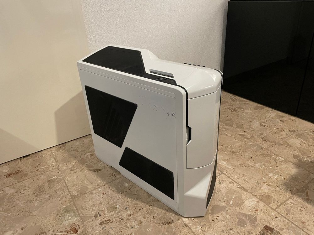 Computer Case NZXT Phantom Big Tower (Gebraucht) in Zürich für CHF 28 ...