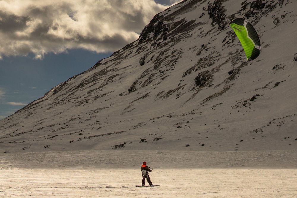 Snowkite-Set Ozone Frenzy 7m2+11m2+Bar (Gebraucht) in Zürich für CHF ...