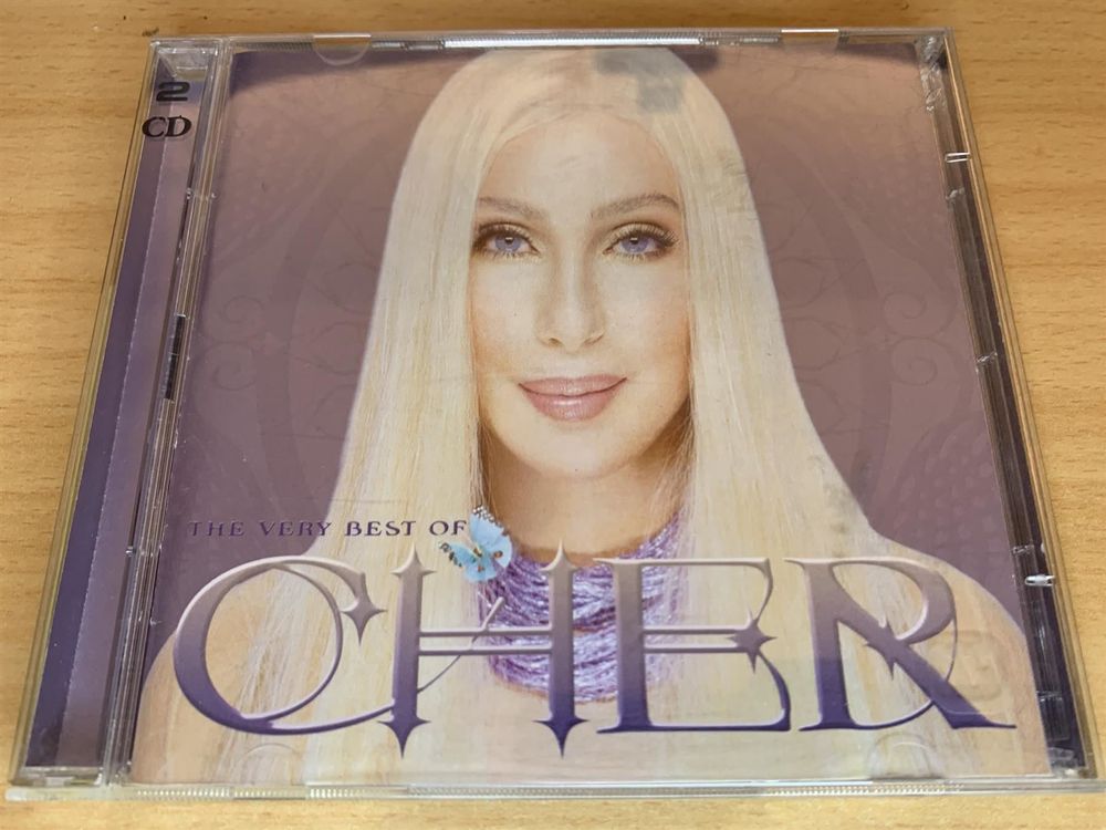 Cher – The Very Best Of Cher - 2 CD (Gebraucht) in Rikon im Tösstal für CHF 9.5 – mit Lieferung ...
