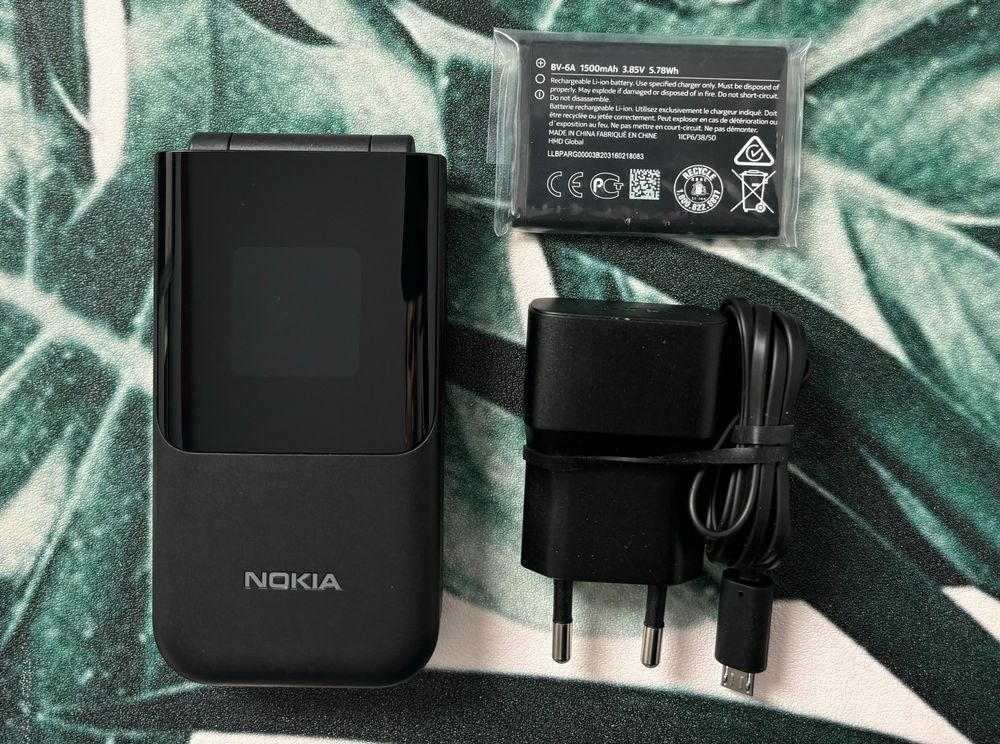 Nokia 2720 Flip 4G Dual SIM (Neu und originalverpackt) in Windisch für CHF 72 – mit Lieferung ...