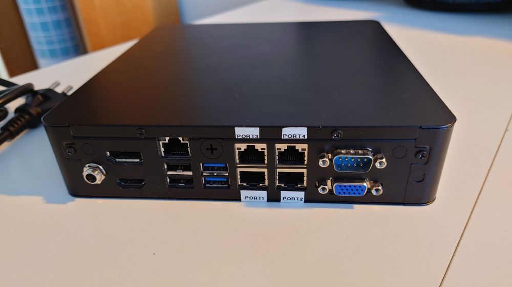 Supermicro Mini Barebone Server e200-9e, 4GB Ram, 240 GB SSD (Gebraucht ...