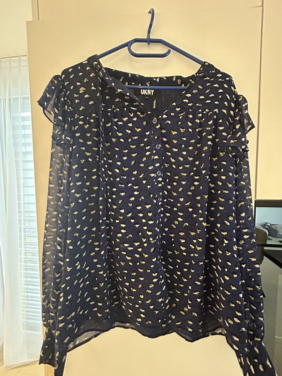 DKNY Bluse (Neu (gemäss Beschreibung)) in Kloten für CHF 30 – mit Lieferung auf Ricardo kaufen