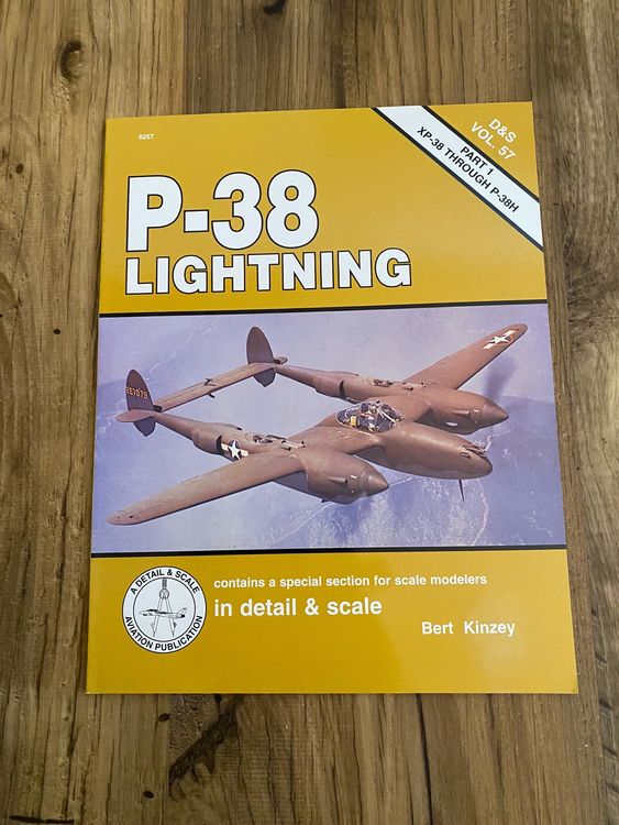 BUCH ENG P-38LIGHTNING PART 1 DETAIL & SCALE 57 (Gebraucht) in ...