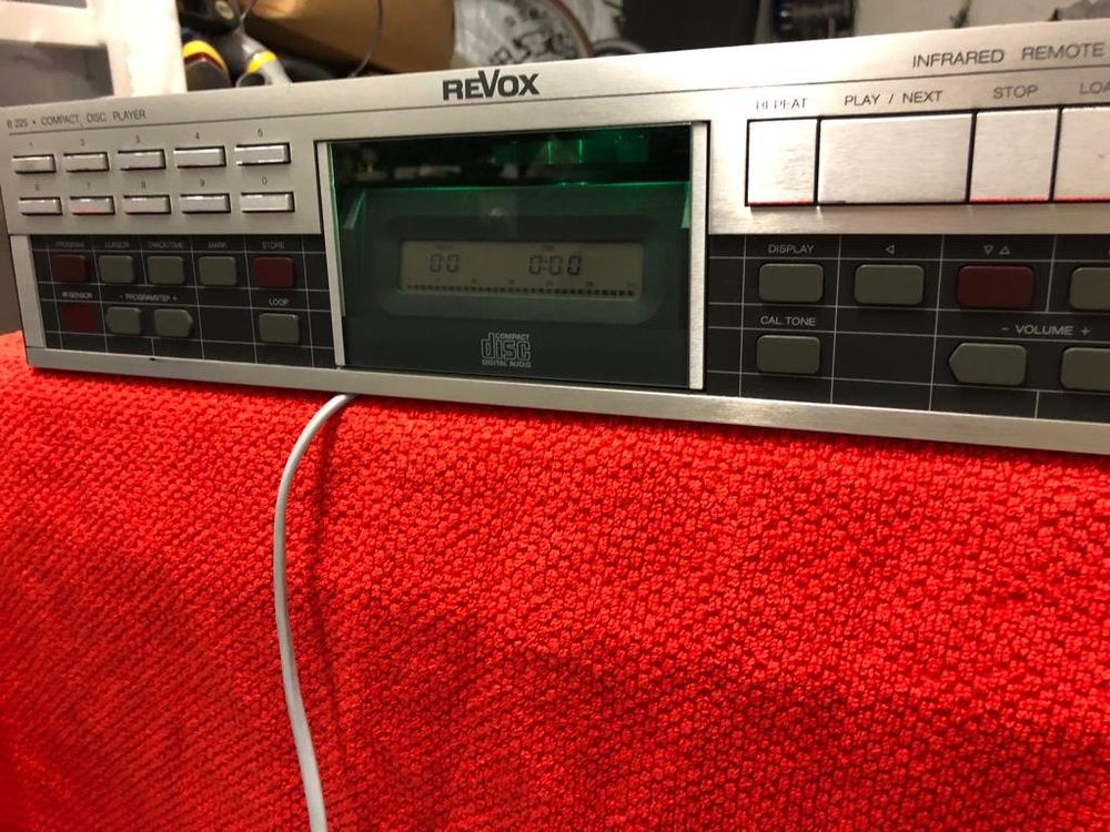 REVOX B 225 Compact Disc Player (Gebraucht) in Suhr für CHF 220 – mit ...