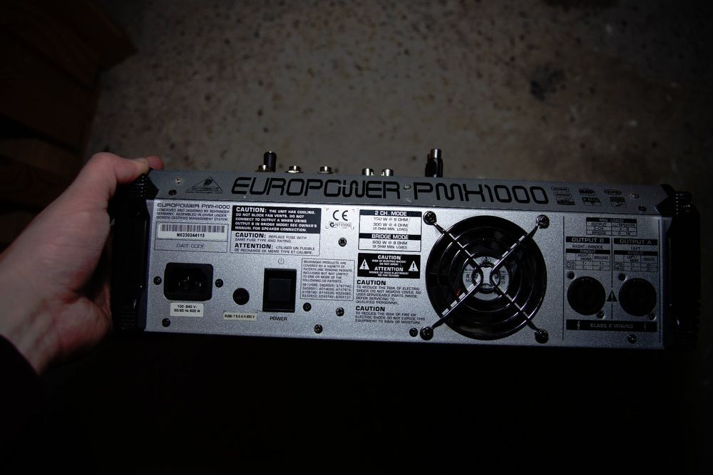 Mischpult, Behringer Europower PMX1000 | Kaufen auf Ricardo