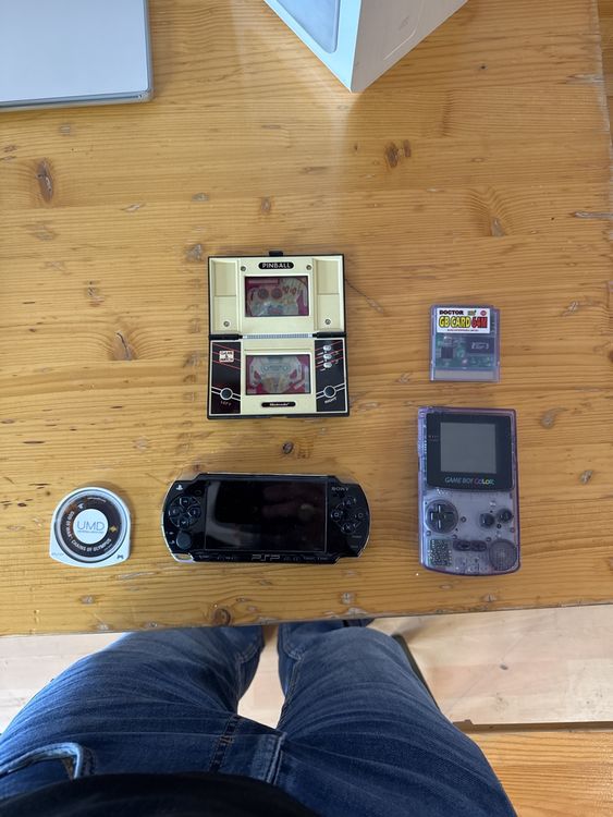 Lot de console vidéo, Game Boy Color, Nintendo Pinball, PSP (Gebraucht ...