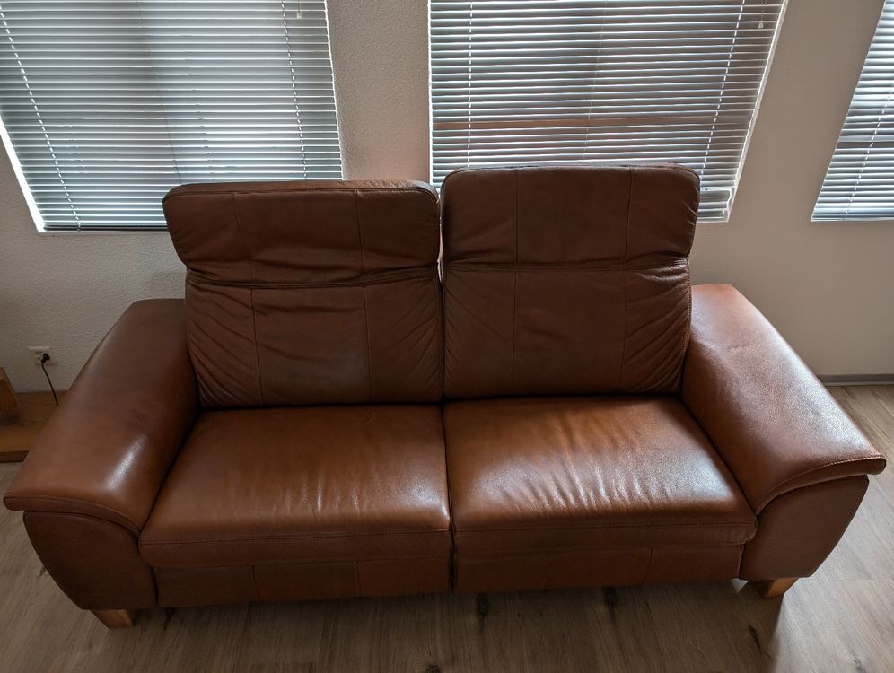 Elektrisches echt Leder Sofa (Gebraucht) in schüpfen für CHF 990 – nur Abholung auf Ricardo kaufen