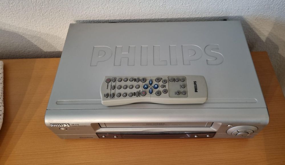 Videorecorder VHS Philips (Gebraucht) in Cadenazzo für CHF 50 – mit ...