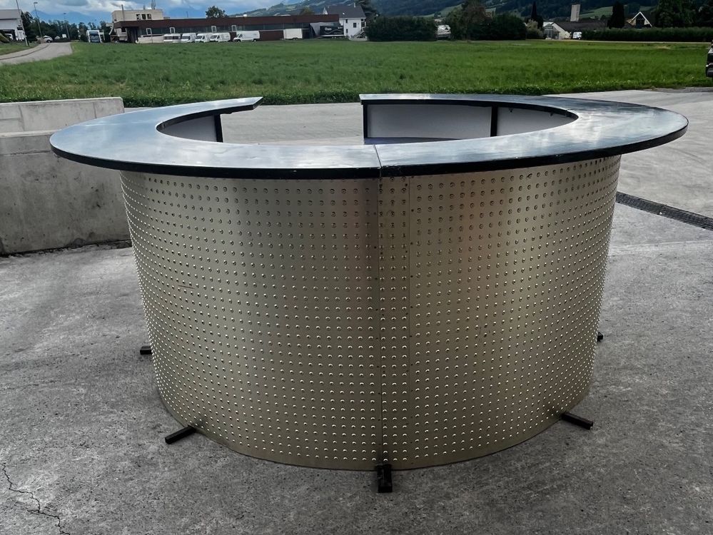 Wunderschöne runde Bar (Gebraucht) in für CHF 150 – nur Abholung auf ...