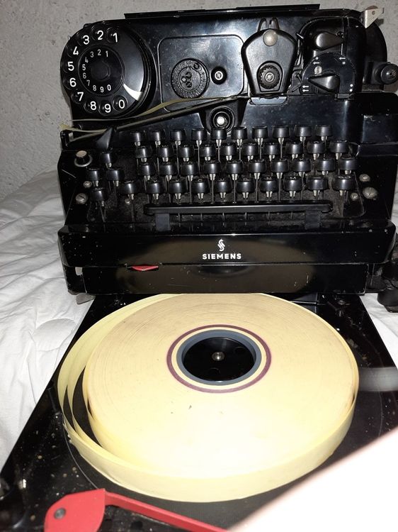 Siemens Telegraph / Fernschreiber ca. 1951 (Gebraucht) in Basel für CHF 250 – nur Abholung auf ...