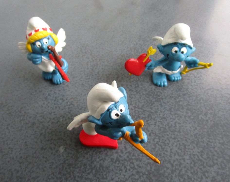 Schlümpfe mit Herz, Pfeil und Bogen (3x) (Gebraucht) in Rapperswil SG für CHF 20 – mit Lieferung ...