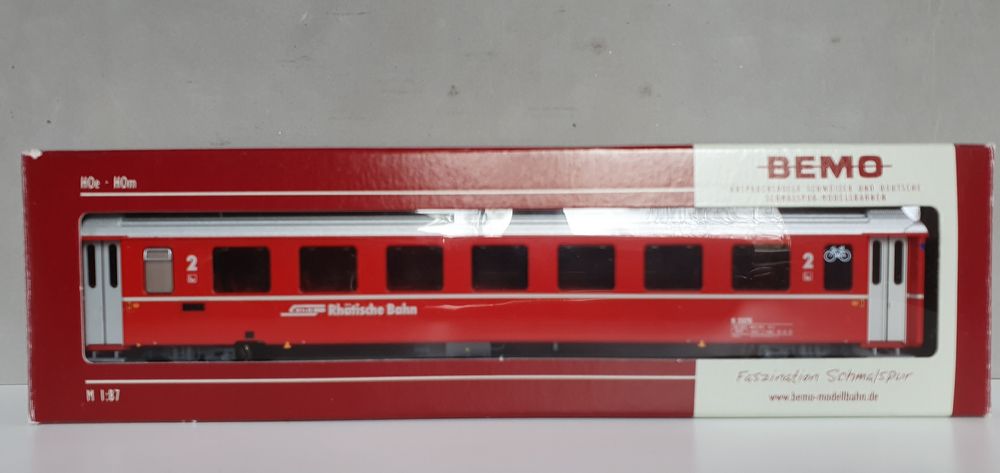 BEMO 3240 153 H0m RhB B 2375 Einheitswagen II rot (Neuf (Voir ...