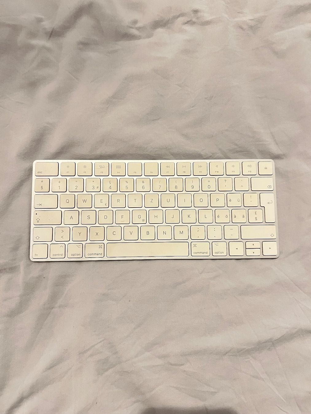 Apple Magic Keyboard und Magic Mouse - Top Zustand! (Gebraucht) in ...