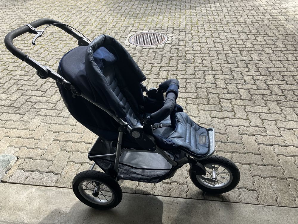 Verwunderlich Kinderwagen Rader Austauschen Fotos