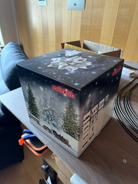 Märklin Weihnachtsspezial Starterpaket - Unbenutzt (Gebraucht) in Spiez für CHF 150 – mit ...