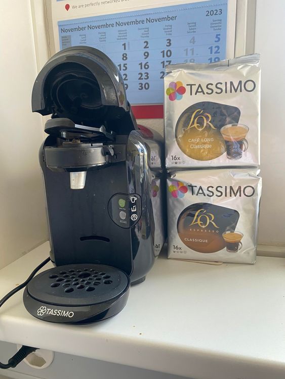 Tassimo Kaffeemaschine vivy 2 - compact one black + Zubehör | Kaufen ...