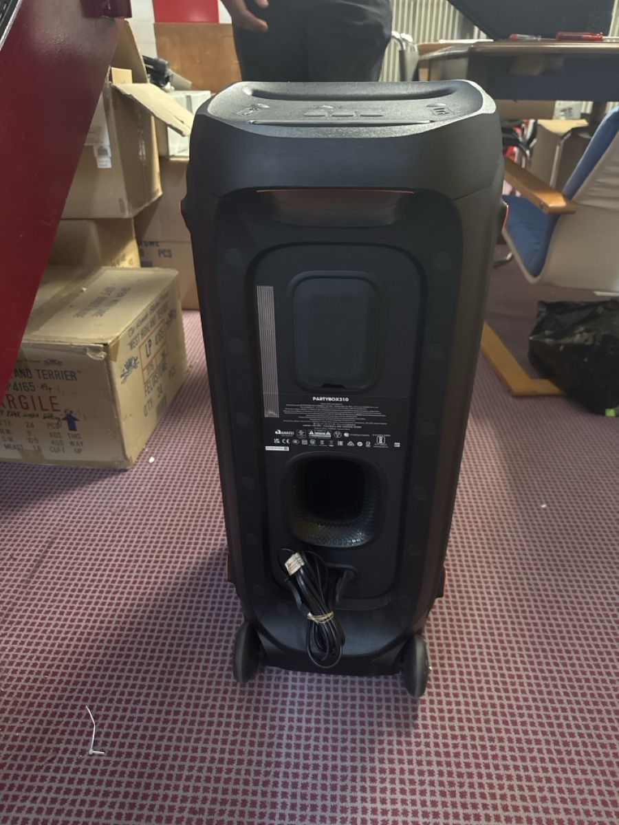 JBL Partybox 310 - Enceinte portable puissante et festive (Neu (gemäss ...