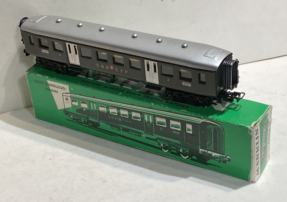 Märklin 4038 Leichtschnellzug-Personenwagen SBB-CFF in OVP | Kaufen auf ...