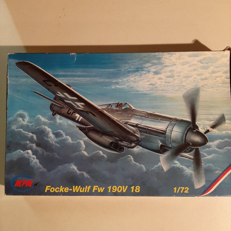 45a ... Focke-Wulf FW 190 V-18 ... MPM 72033 (Neu (gemäss Beschreibung ...