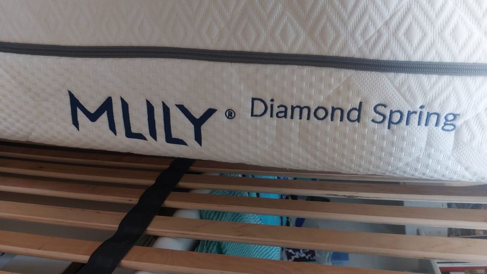 MLILY Diamond Spring Matratze 180x200 inkl. Lattenrost (Gebraucht) in ...