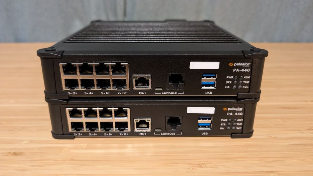 Palo Alto PA-440 firewall (Gebraucht) in Mettmenstetten für CHF 175 ...