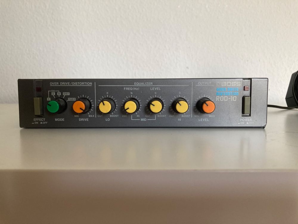 BOSS ROD-10 / Effektgerät / Distortion / Equalizer | Kaufen auf Ricardo