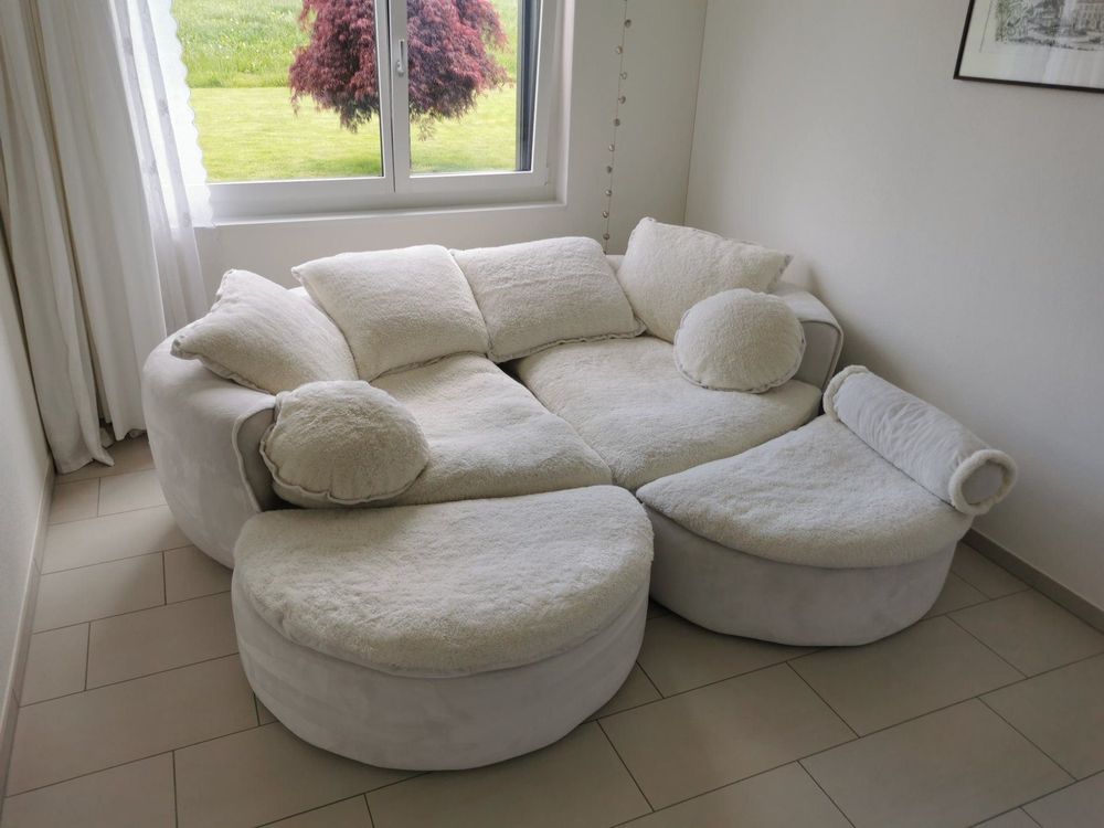 Wunderschönes TOKO flauschi Sofa (Gebraucht) in Küssnacht am Rigi für ...