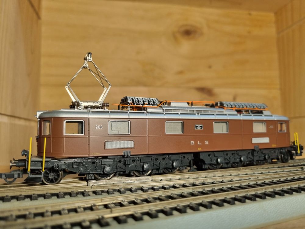 Roco 43710 BLS Ae 6/8 H0 Gleichstrom (Gebraucht) in Männedorf für CHF ...