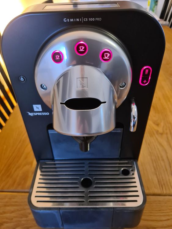 Nespresso Gemini CS 100 Pro Kaffeemaschine | Kaufen auf Ricardo