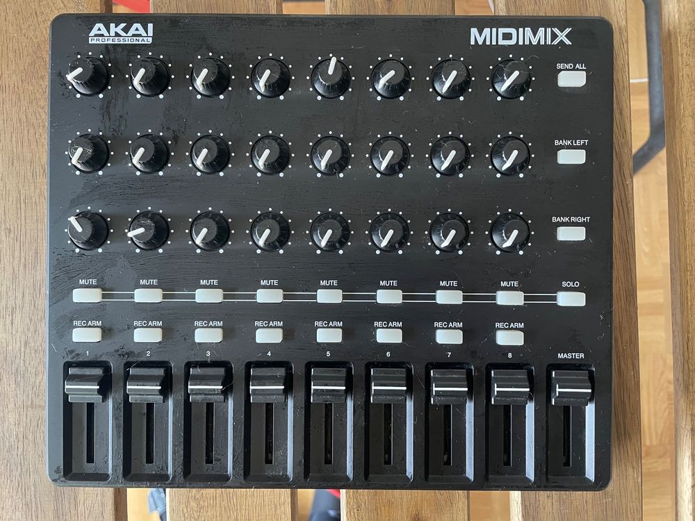 MIDIMIX DAW Mixer Controller (neu) | Kaufen auf Ricardo