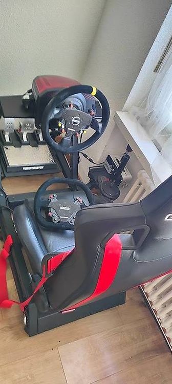 Thrustmaster Simulator-Set,PC & Xbox Neupreis 2500 (Gebraucht) in ...