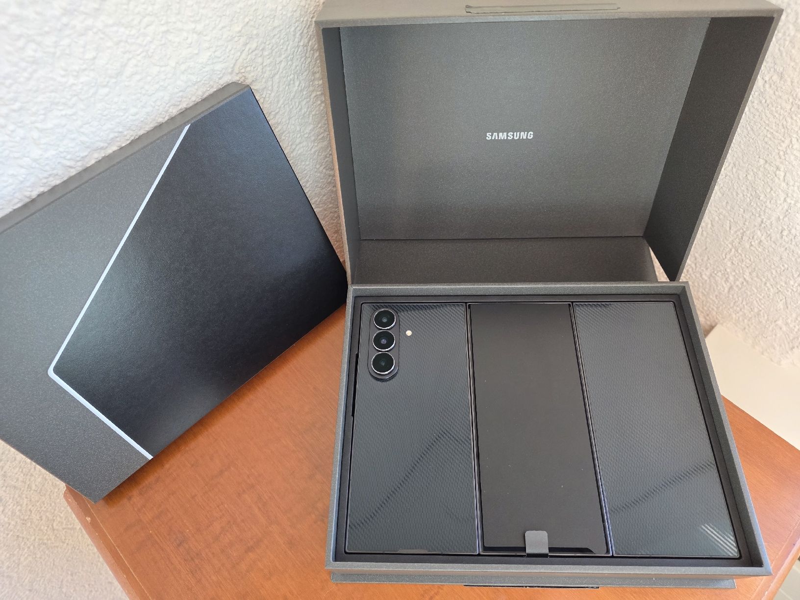 Samsung Galaxy Z Trifold / Limited Edition (Neu (gemäss Beschreibung ...