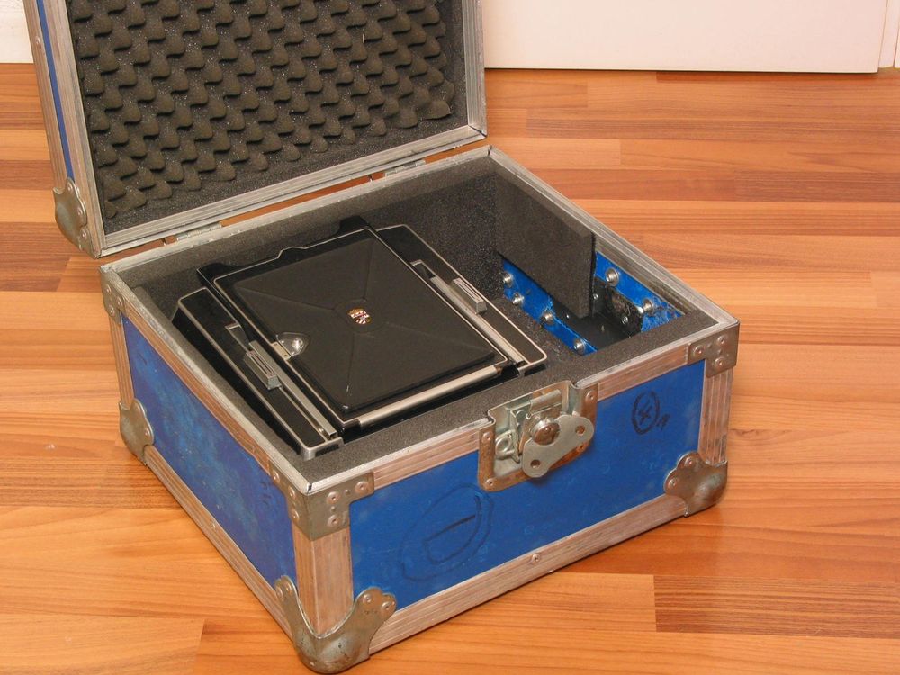 NEC Flightcase Profi Blau Vintage Retro Alukoffer Used-Look (Gebraucht) in Dielsdorf für CHF 20 ...