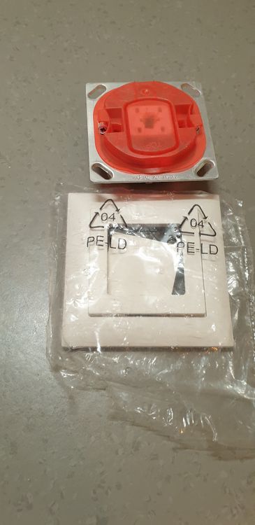 Feller Edizio Schalter mit Licht (Neu (gemäss Beschreibung)) in Baar für CHF 21 – mit Lieferung ...