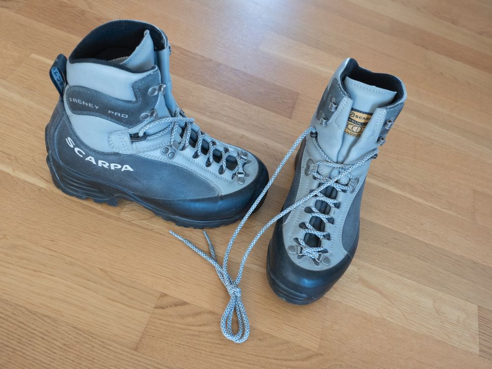 Bergschuh Scarpa Freney Pro (Gebraucht) in für CHF 30 – mit Lieferung ...