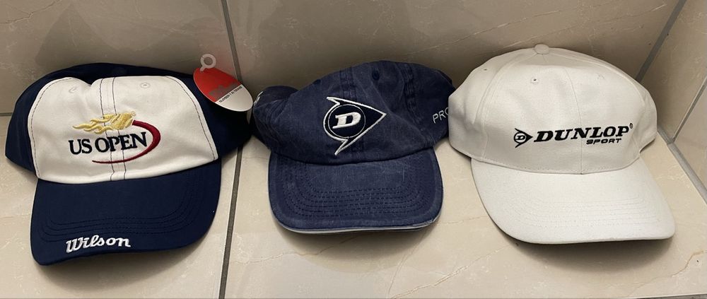 3 Stück Baseball Cap / Kappe (1x Wilson, 2x Dunlop) | Kaufen auf Ricardo
