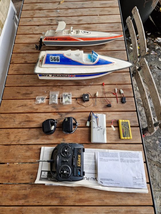 Modellboote ( MFA Piranha & Cobra Hydrospeed) (Gebraucht) in Brienz BE für CHF 1 – nur Abholung ...