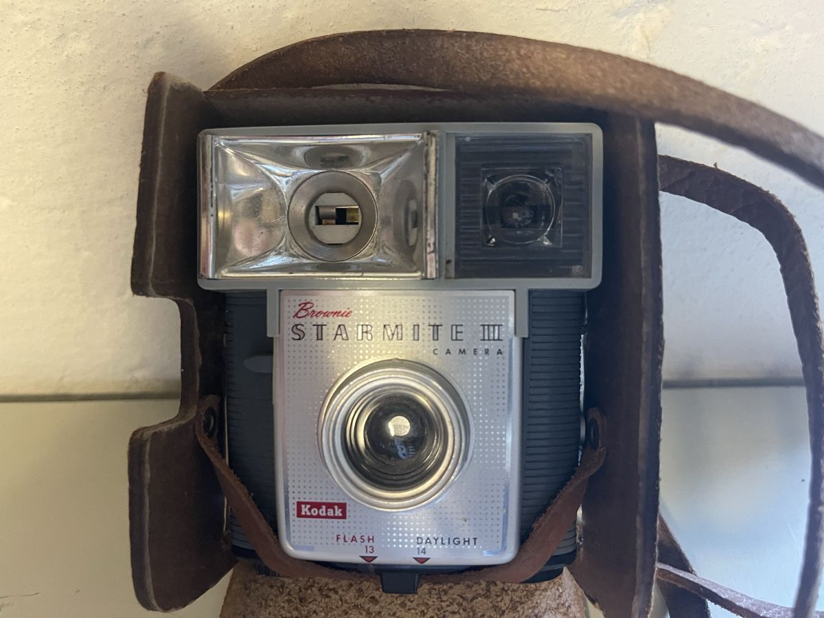 Kodak Brownie Starmite III - Vintage Kamera mit Ledertasche (Gebraucht ...