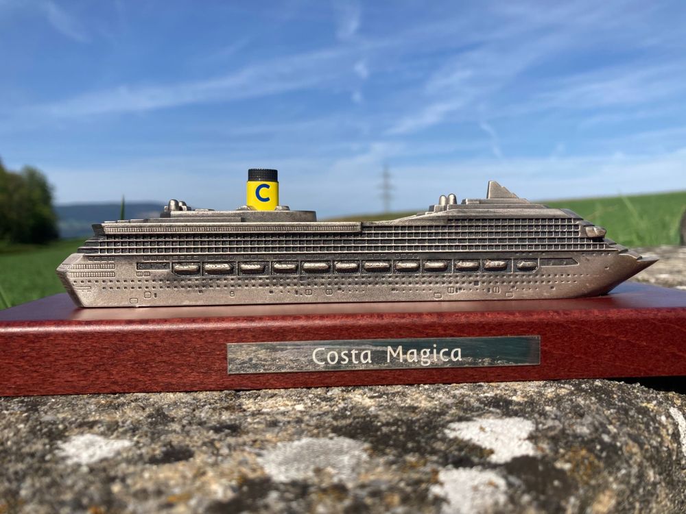 Modell Schiff Costa Magica Zinnschiff auf Holzsockel (Gebraucht) in ...